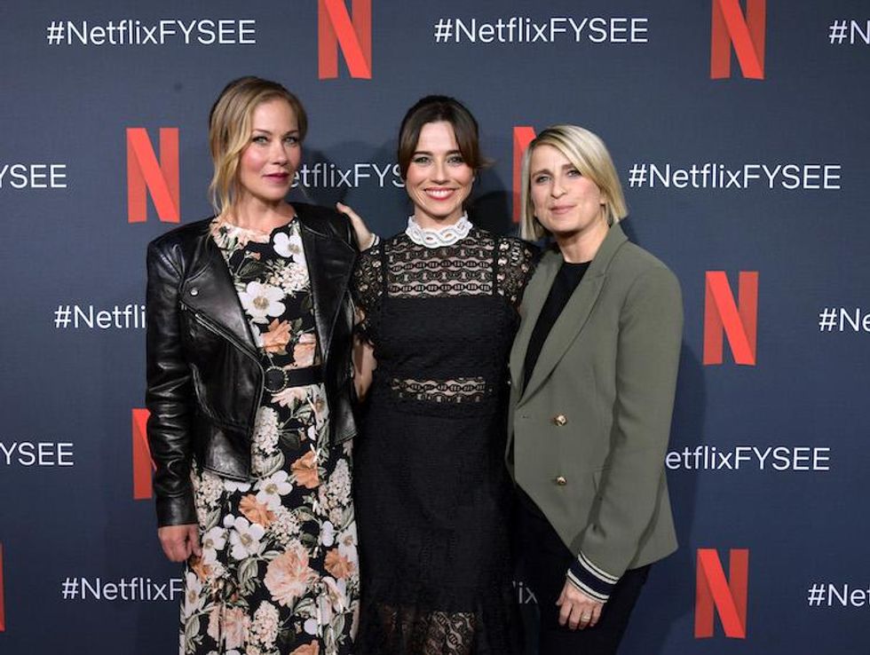 Dead to Me's Creator Liz Feldman on the 'Romance of Close Friendship ...