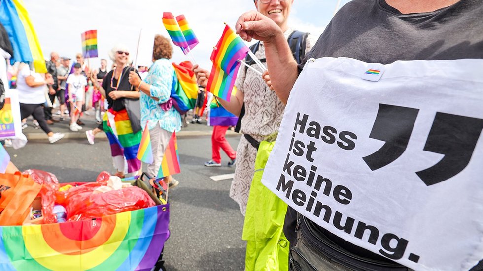 More than 1 million celebrate LGBTQ+ Pride in Cologne