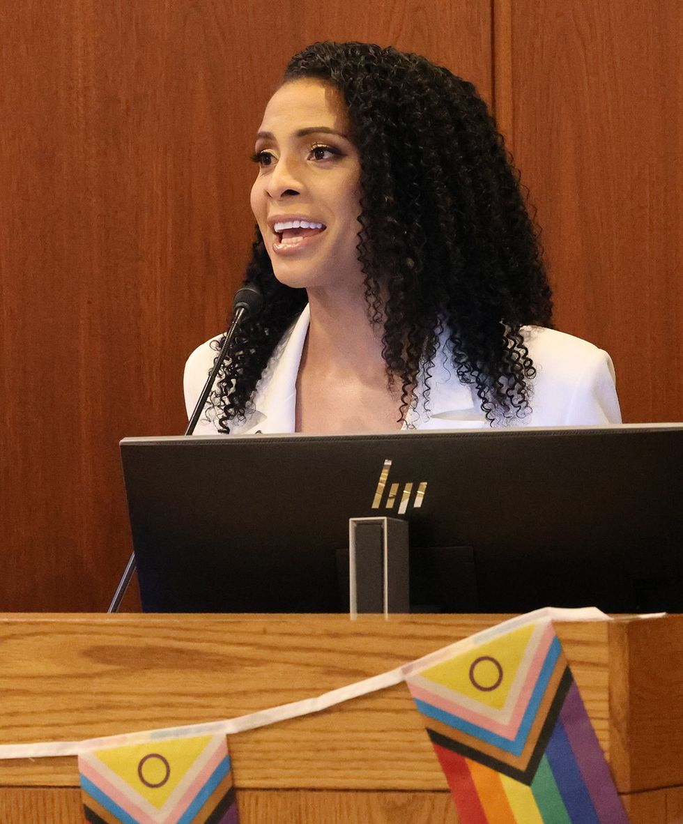 Transgender leaders serve Chicago's diverse community | Advocate.com