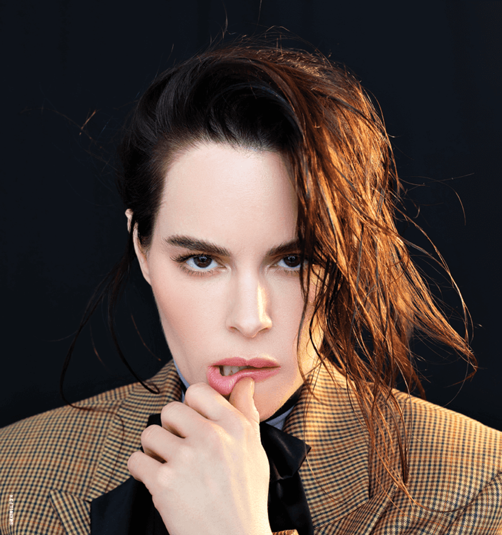 After Schitt's, Emily Hampshire Upends Gender With Fashion and the Pen ...