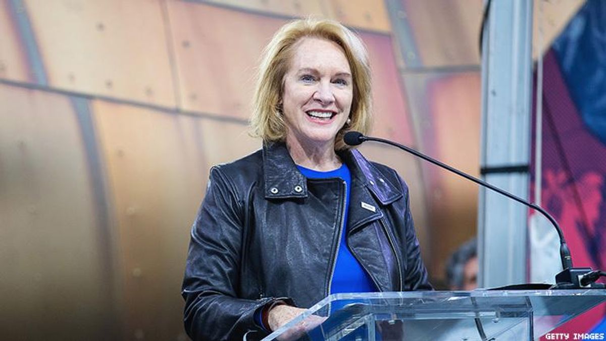 Seattle's Lesbian Mayor Jenny Durkan to Trump: Go Back to Your Bunker
