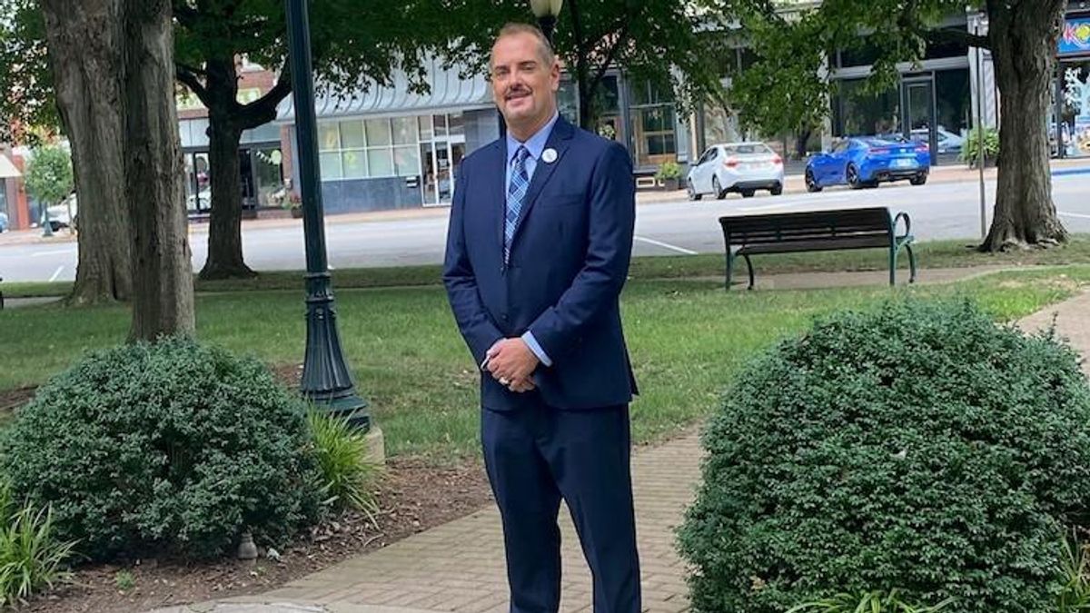 Gay Democrat Seeks Congressional Seat in a Deep Red Kentucky District