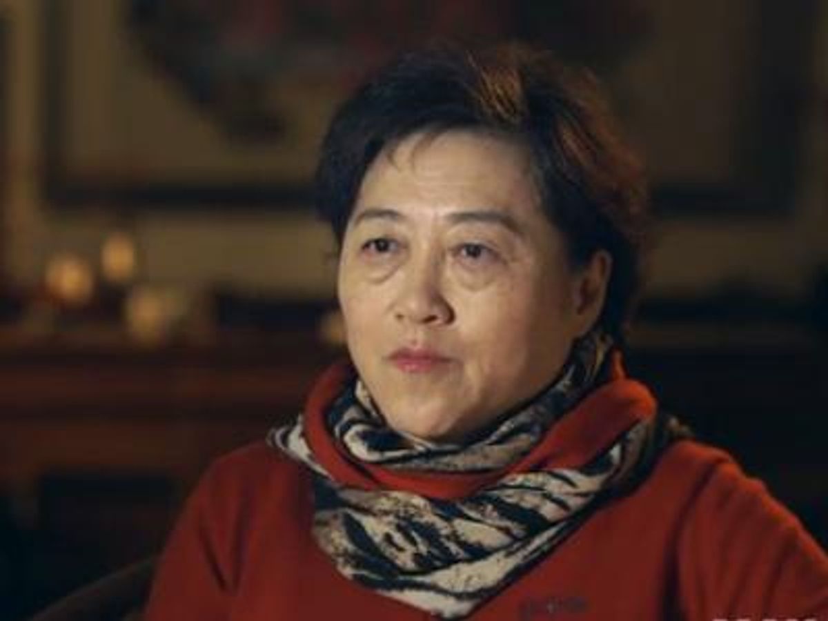 Top Chinese Sexologist Opens Up About Her Trans Partner