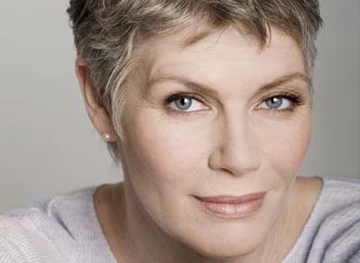 Kelly Mcgillis Weds Melanie Leis