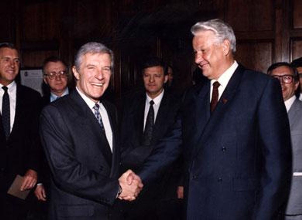 GOP Fundraiser Mosbacher Dead at 82