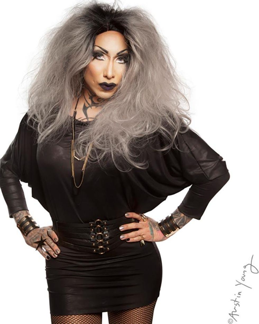 PHOTOS: The Biggest, Most Spectacular Drag Group Portrait Ever