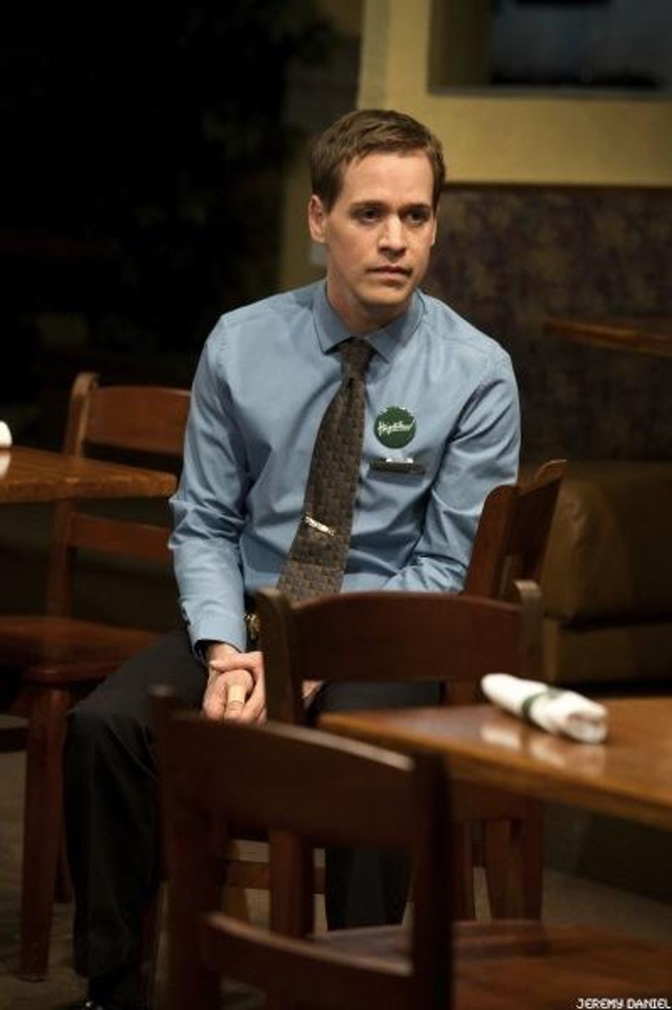 PHOTOS: T.R. Knight Manages a Chain Restaurant | Advocate.com