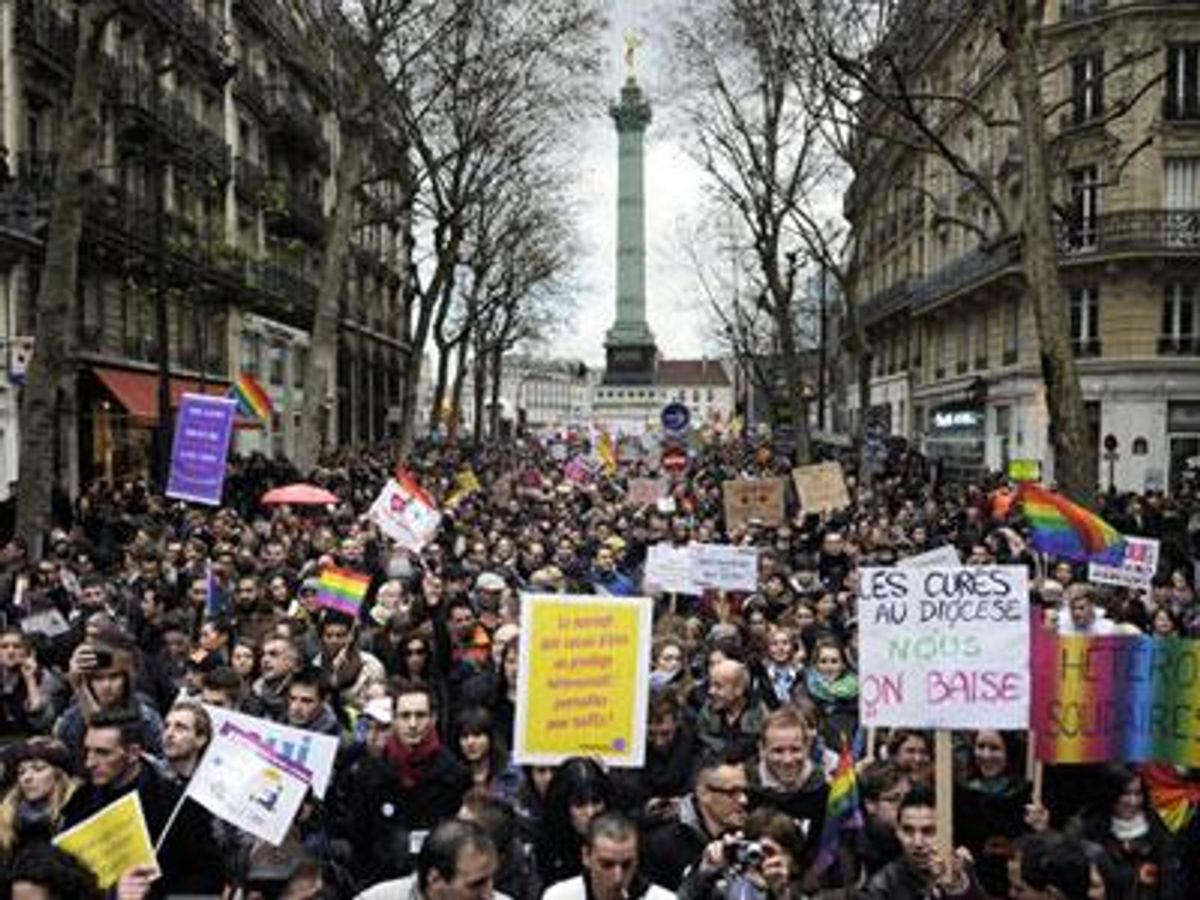PHOTOS: Thousands Rally for Marriage Equality in France