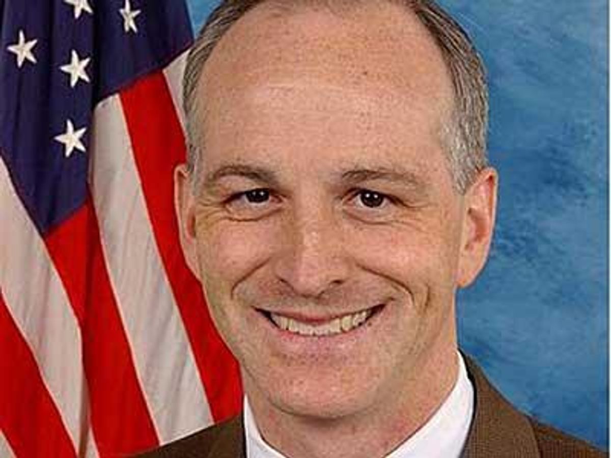 Bill Introduced for Equal Spouse Benefits for Gays in Military