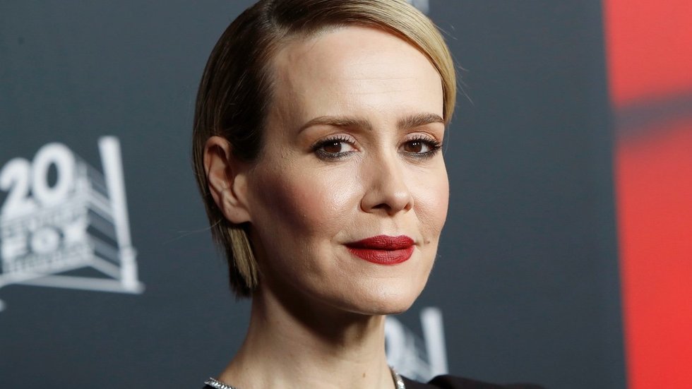 Sarah Paulson perfectly reacts to being called 'mother'