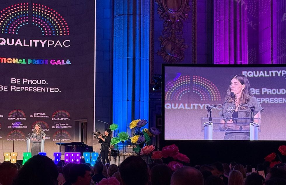 Schumer, Jeffries commit to backing trans rights at gala | Advocate.com