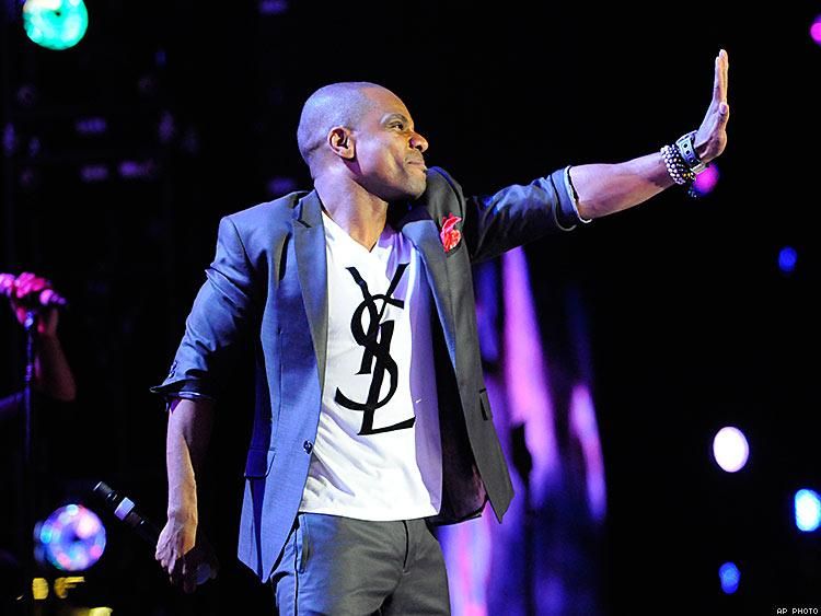 Gospel Singer Kirk Franklin Apologizes for Church-Based Homophobia