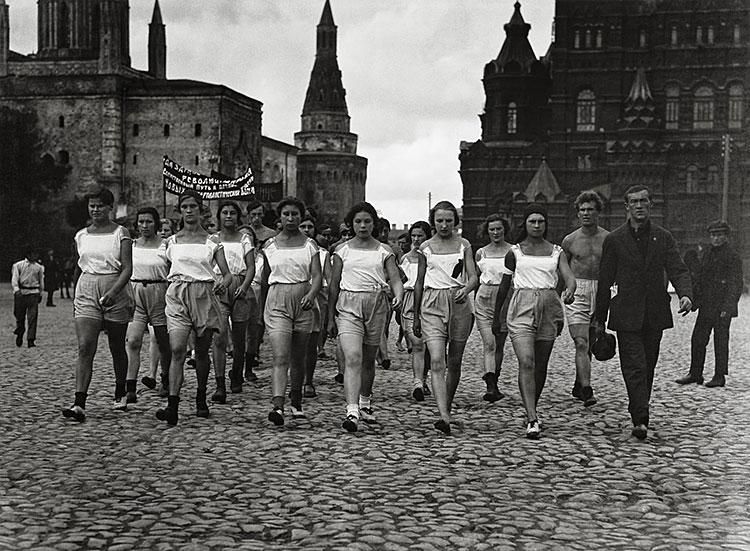 36 Images of Communist Propaganda That Sure Look Gay