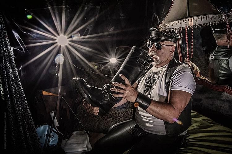 Stefan Pinto's Smoke and Mirrors (Photos)