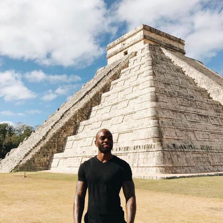 23 Photos of Kevin Carnell's Life, Friends, and Remarkable Physique