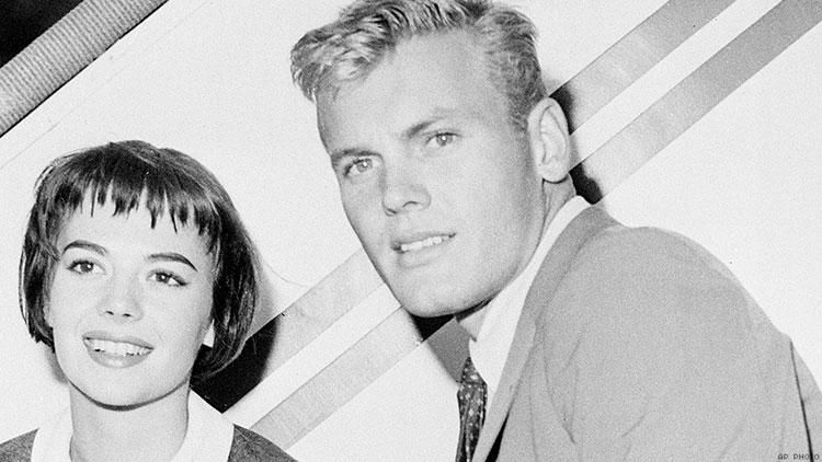 Tab Hunter, Gay Actor Who Became '50s Heartthrob, Dies at 86