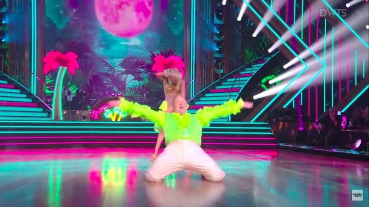 Sean Spicer Stumbles to Spice Girls Song During 'DWTS' Debut