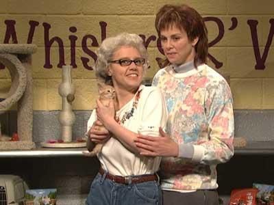 WATCH: Kate McKinnon and Charlize Theron Are Crazy Cat Ladies in Love