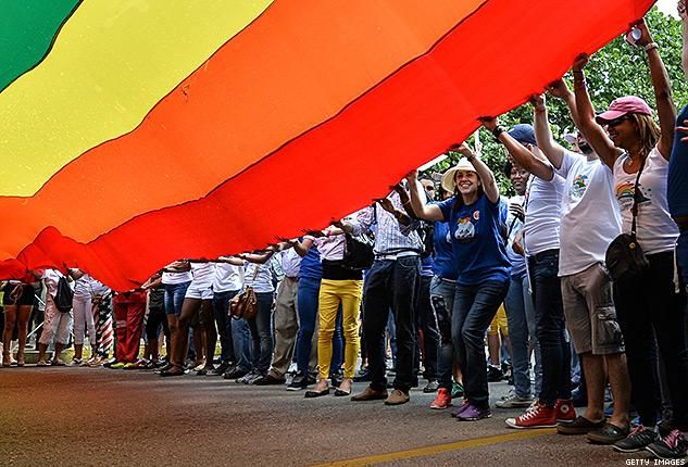 PHOTOS: LGBT Cubans Show Their Pride