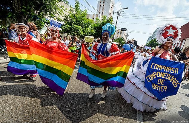 PHOTOS: LGBT Cubans Show Their Pride