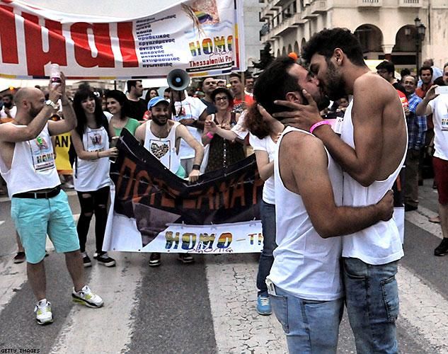 PHOTOS: Thessaloniki Does Pride the Greek Way