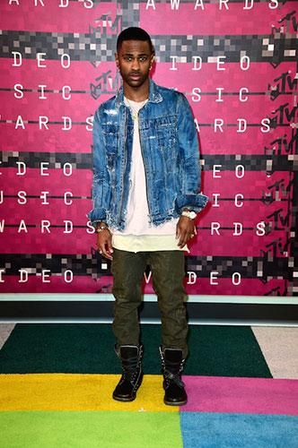 Relive the 2015 VMAs Red Carpet