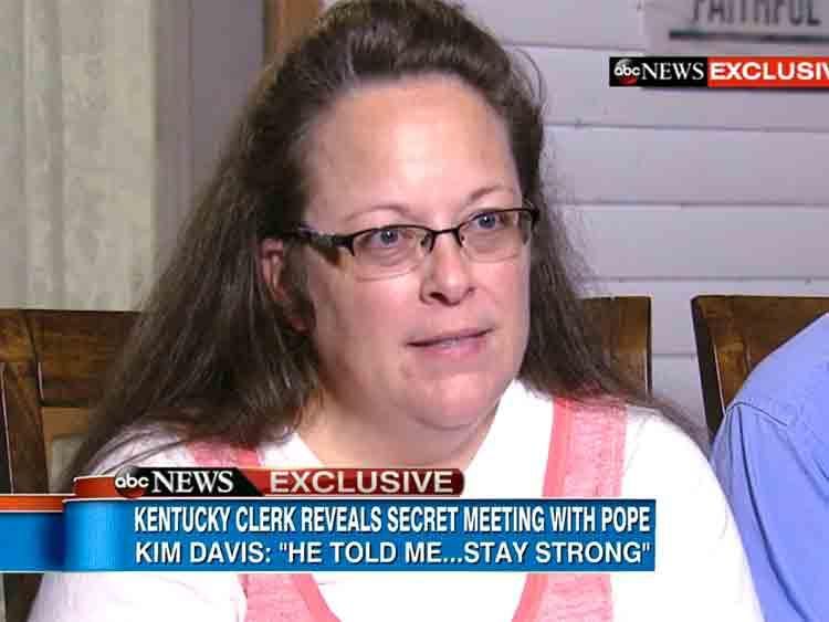 WATCH: Kim Davis Tells of Her Secret Meeting With Pope Francis