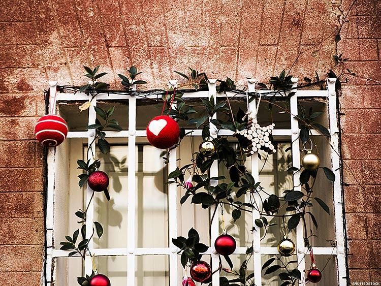 How This Queer Trans Man Reclaimed Christmas