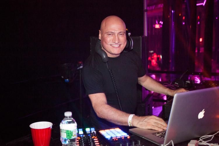 Dive Into Black Party With These 20 Photos