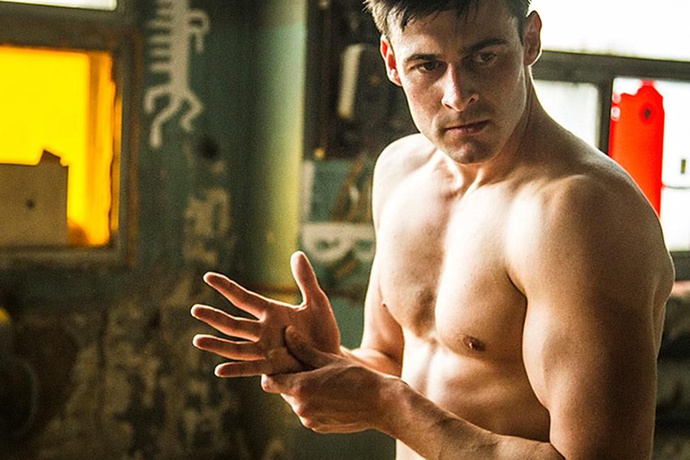 48 Photos Reveal the Sexual Tension Among Martial Artists