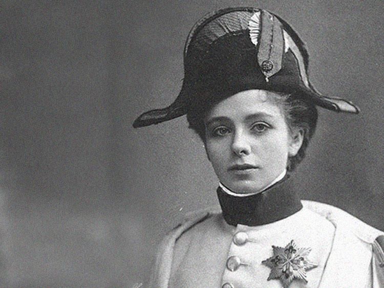 Women Who Paved the Way: Mercedes De Acosta