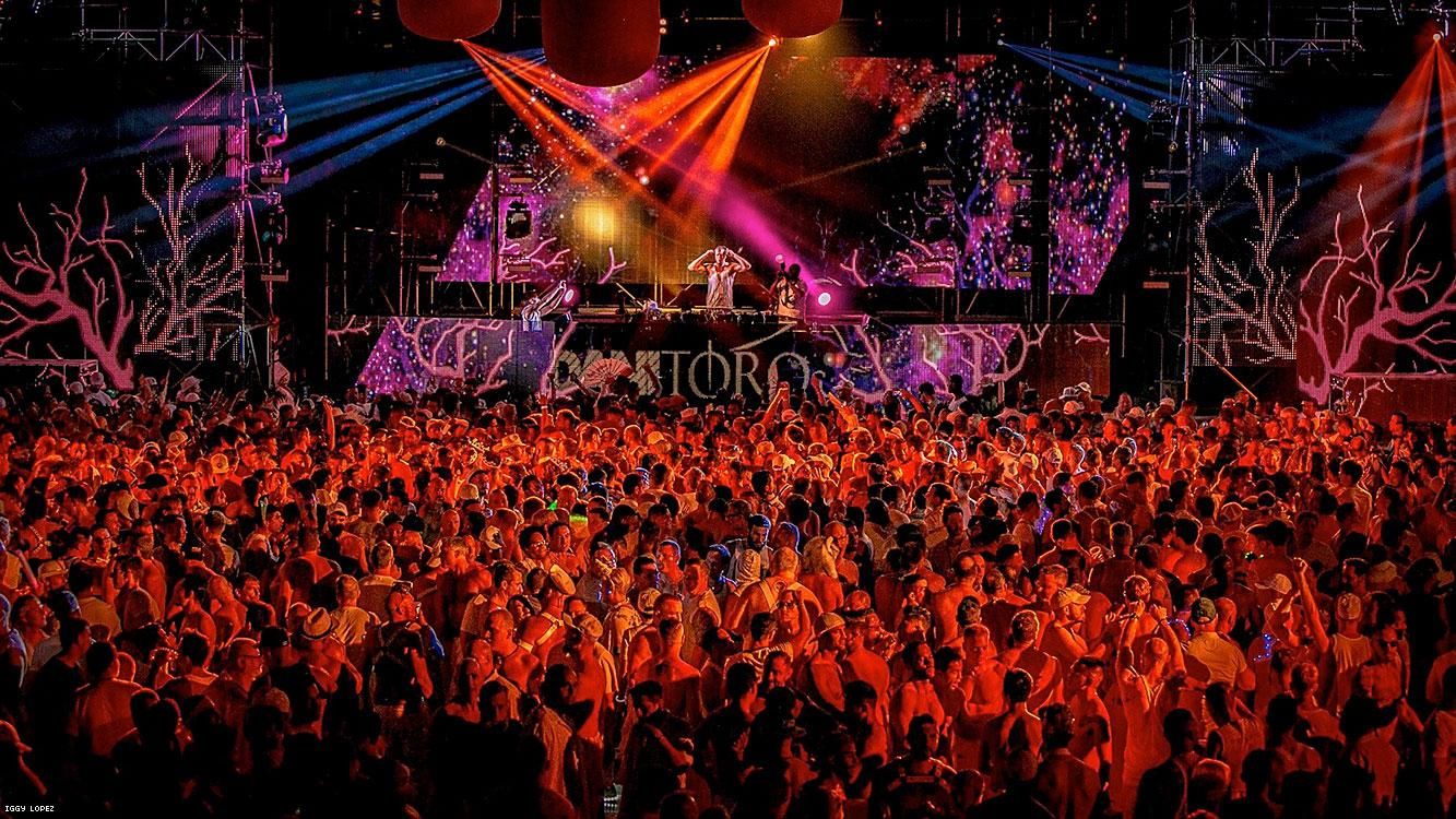 99 Photos of the White Party Pleasure Principle