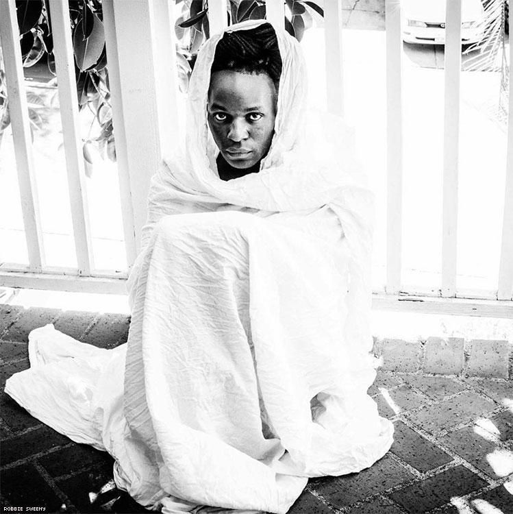 Artist Spotlight: Robbie Sweeny (Photos)