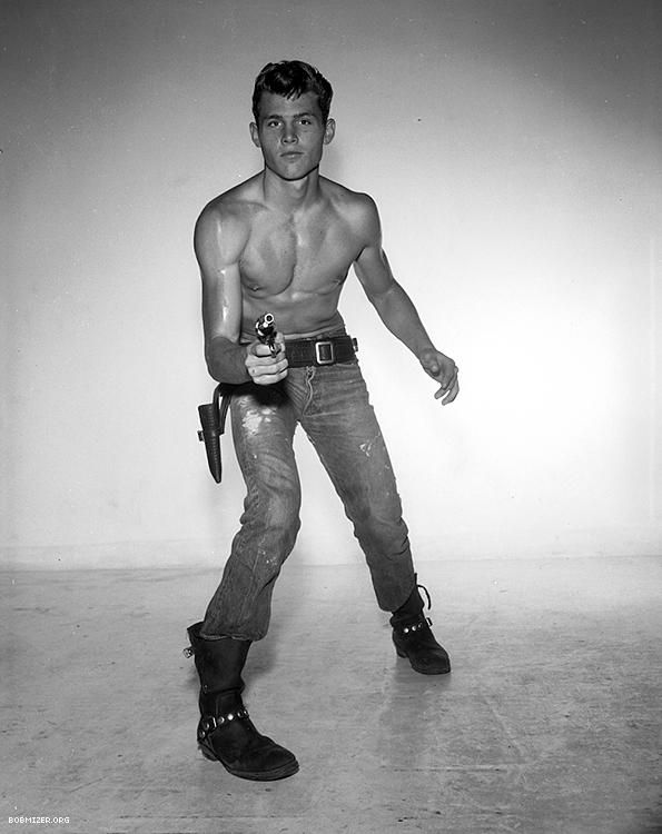 90 Photos to Celebrate the Return of Physique Pictorial