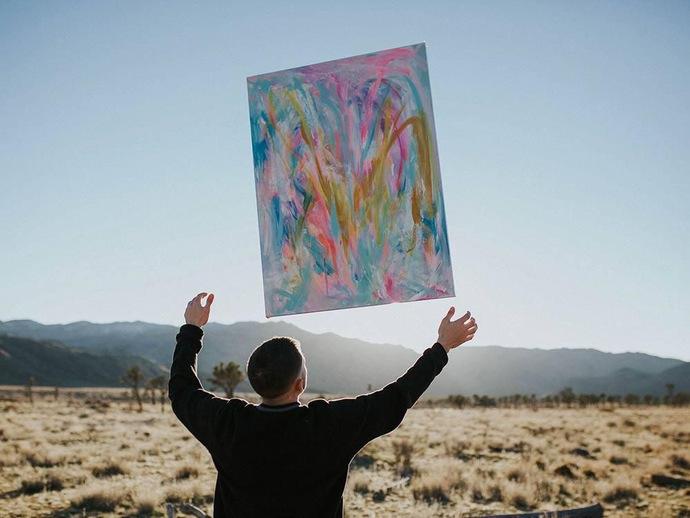 He Comes in Colors (Art & Photos)