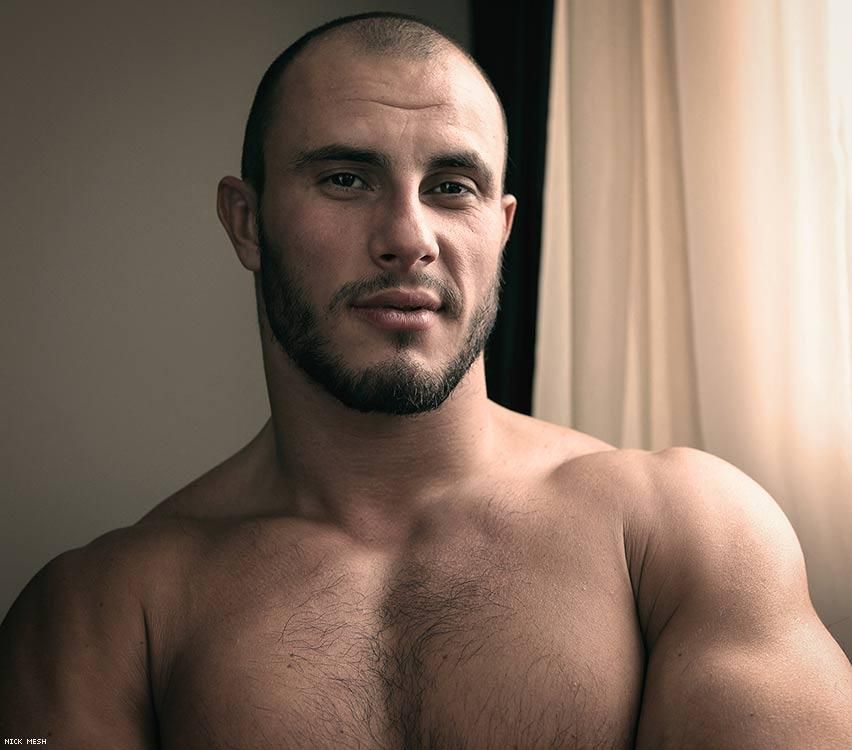 66 Photos of Guys to Spend the Happy Days of 2018 With