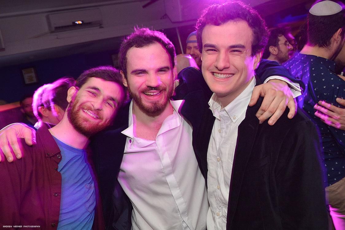 92 Photos of Jewish Boys Partying for Passover