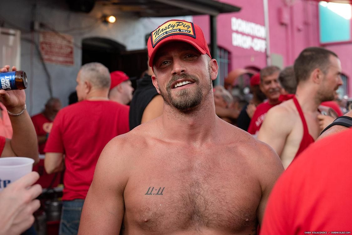 44 Photos of Men Struggling to Keep Their Red Dresses On