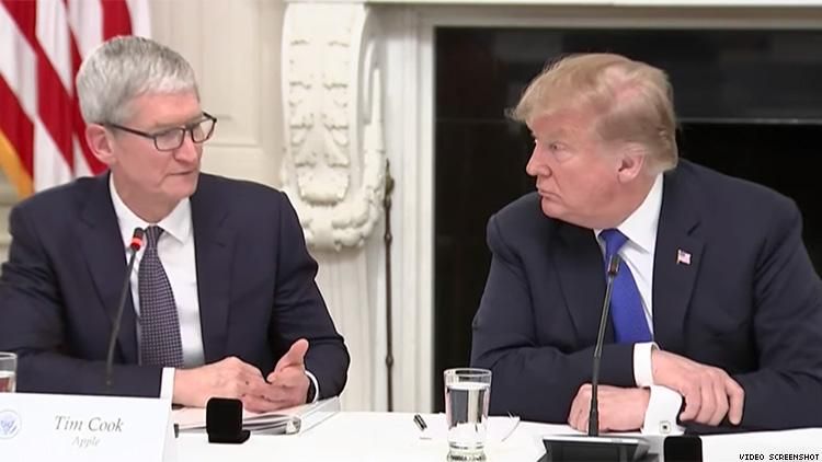 Apple's Gay CEO Tim Cook Gabs With Trump in Cringe-Worthy Meeting