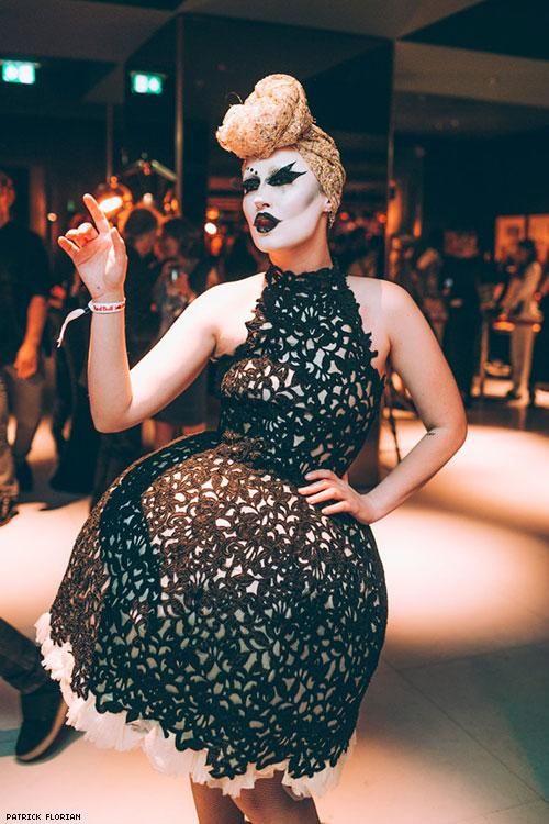 41 Crazy Gorgeous Photos Point You to a Glamorous Life Ball 2019