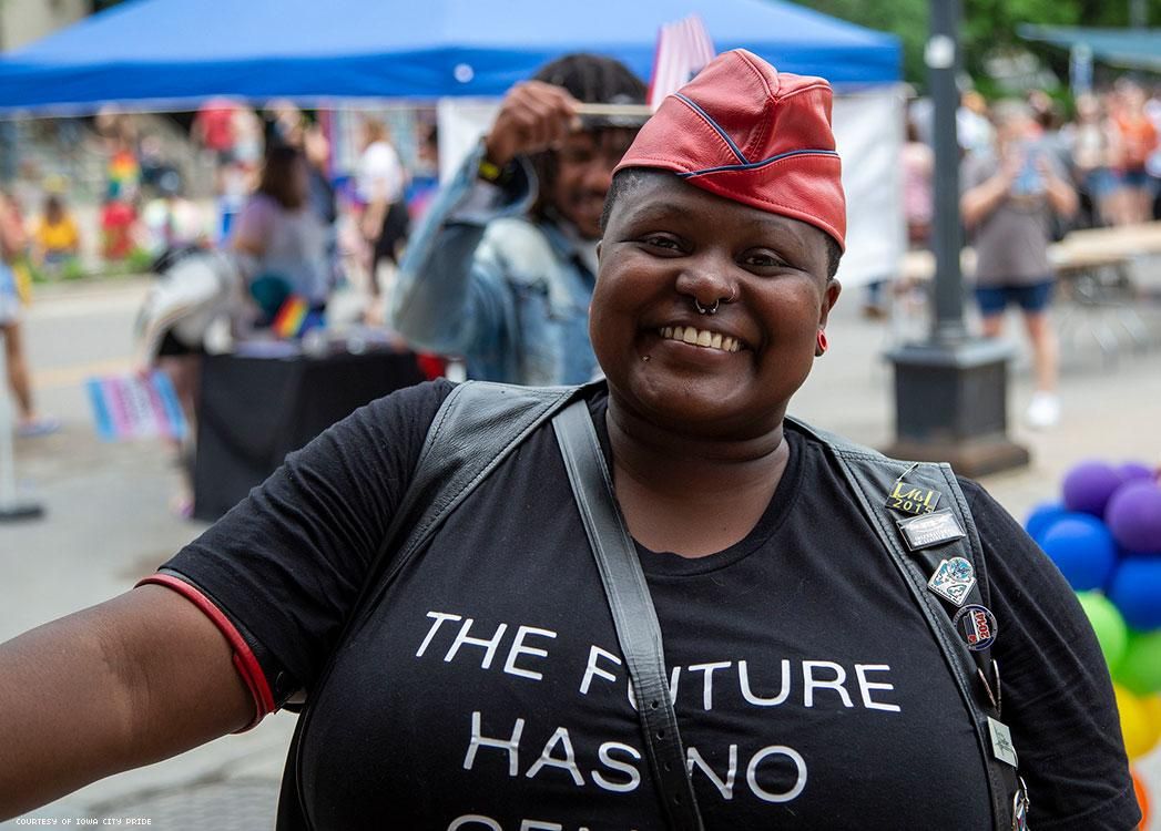 39 Photos of Iowa City Pride Bring Out the Sunshine