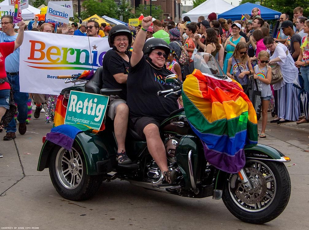 39 Photos of Iowa City Pride Bring Out the Sunshine