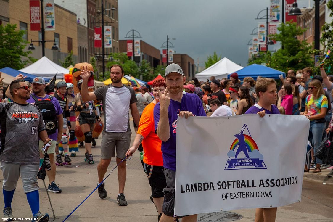 39 Photos of Iowa City Pride Bring Out the Sunshine