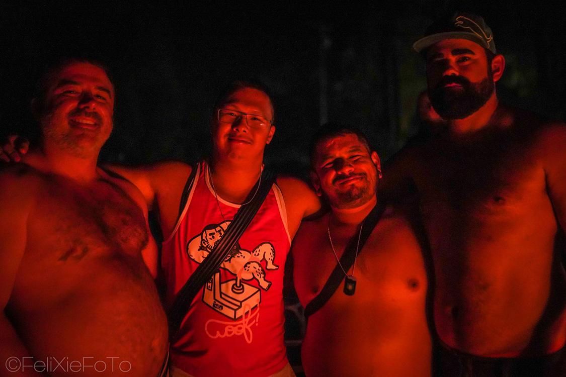 101 Night & Day Photos of the Heavenly Lazy Bear Week by Felix Xie