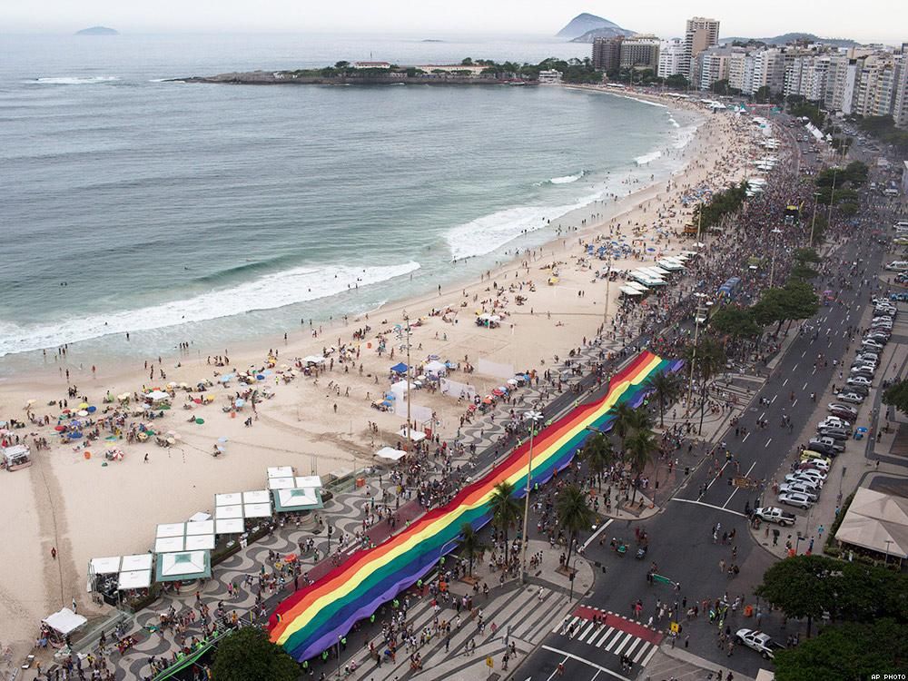 15 Images to Lift You Up and Away to Rio Pride