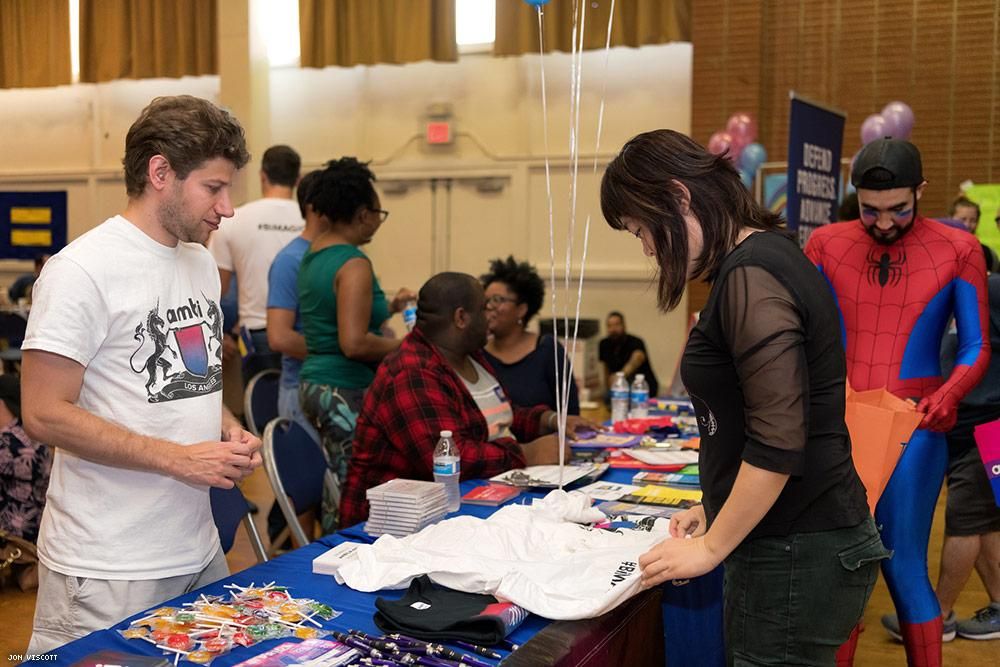 110 Photos From the Biggest Bisexual Pride Event Ever