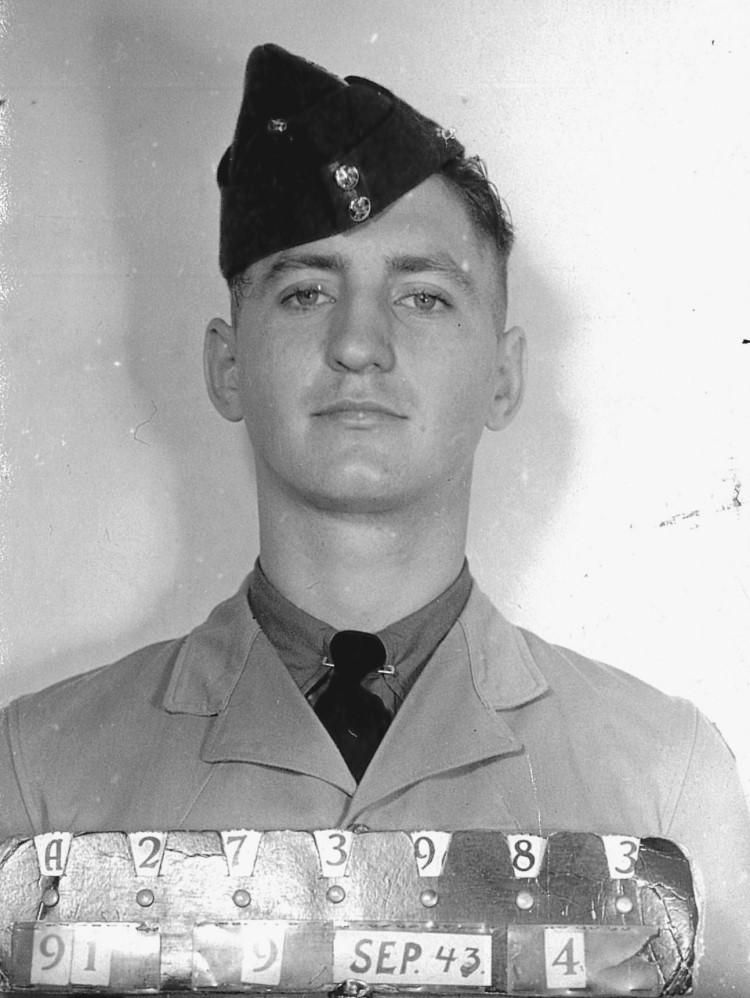 Did this Queer Man Kill His Wife?