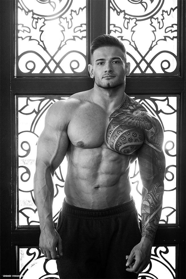 Wall-to-Wall Russian Muscle, Grrr!